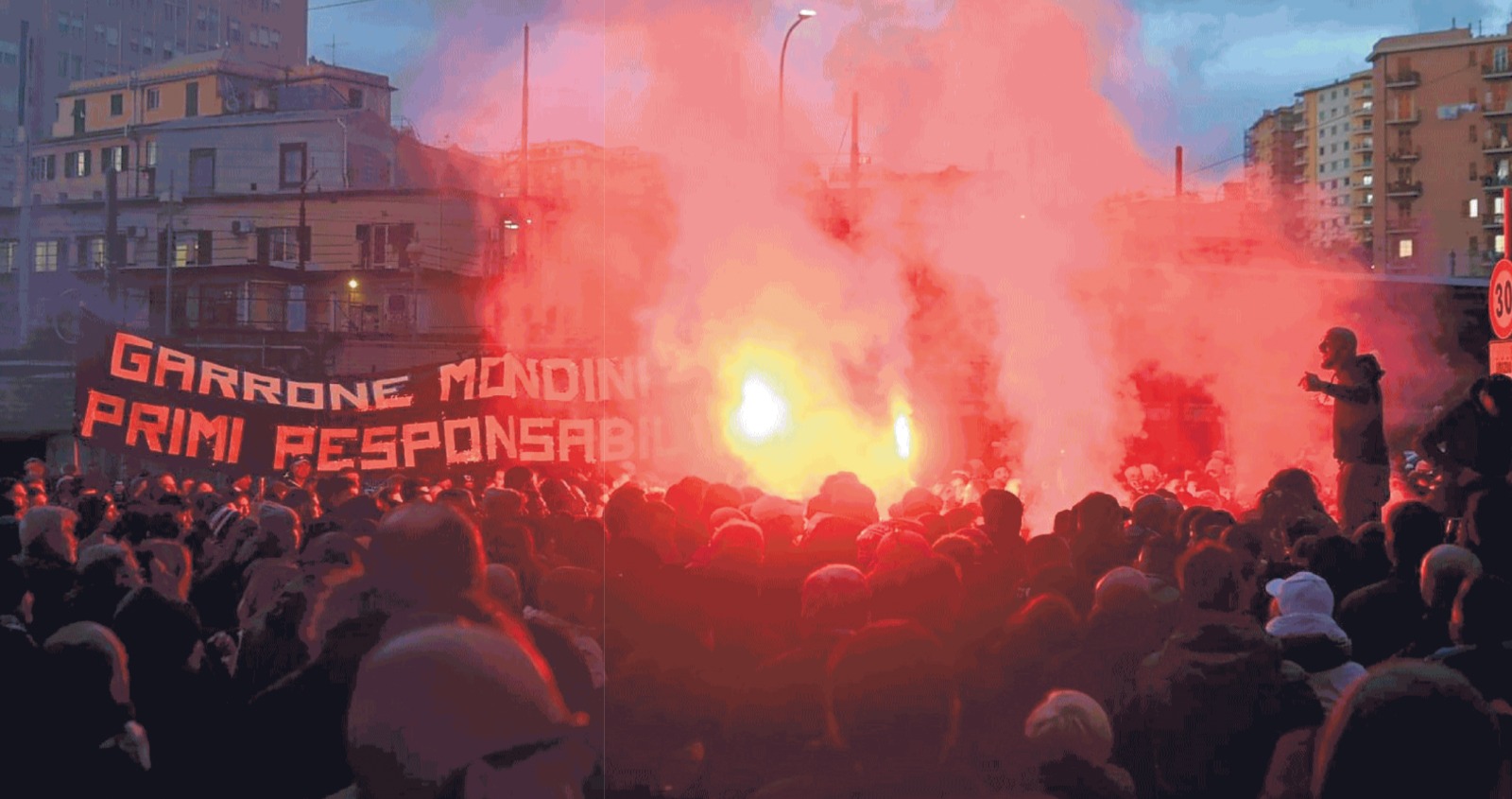 Crisi Sampdoria, la protesta contro Garrone-Mondini: non avrete tregua