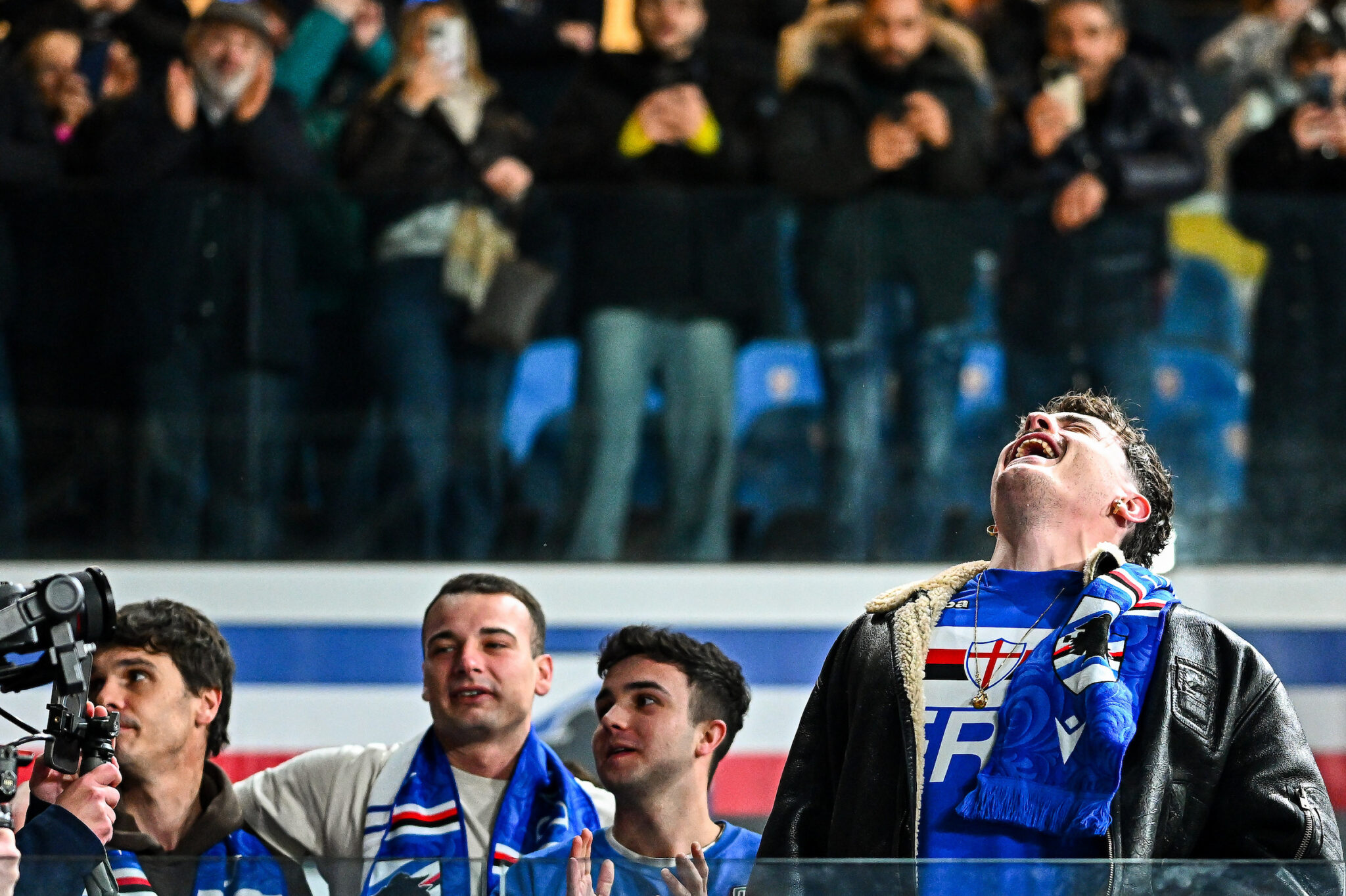 VIDEO - Radio Italia Live: Sampdoria, c’è sempre il blucerchiato quando ...